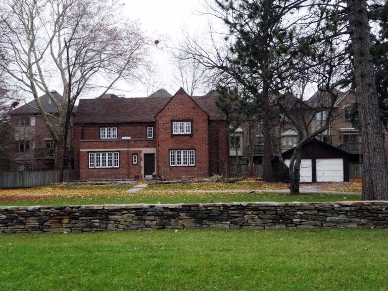 Section of historic Mary Reid House to be demolished to build Metrolinx ...